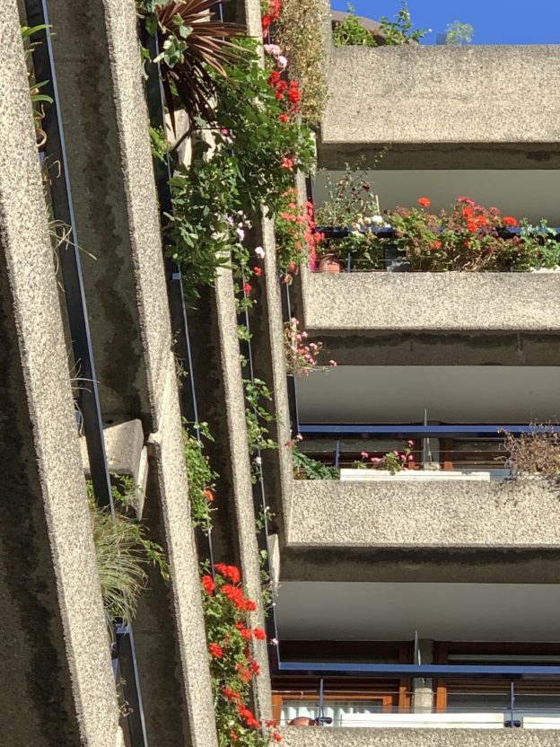 Cross wall construction in the Barbican Estate | BARBICAN LIVING